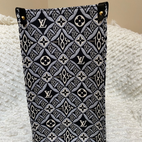 Lv On The Go Gm Dimensions Explained | semashow.com